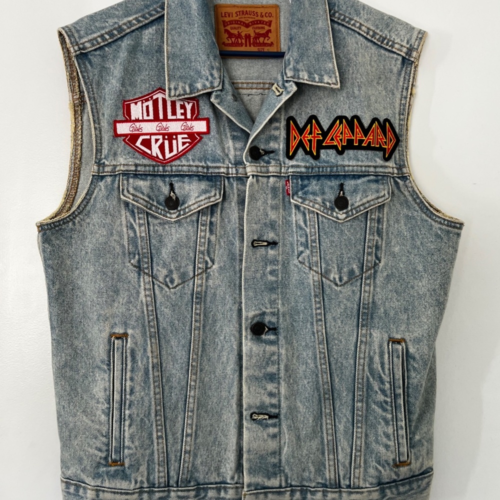 Def Leppard, Motley Crue, Poison, Joan Jett Blue Jean… - Gem Def Leppard, Motley Crue, Poison, Joan Jett Blue Jean… - Gem